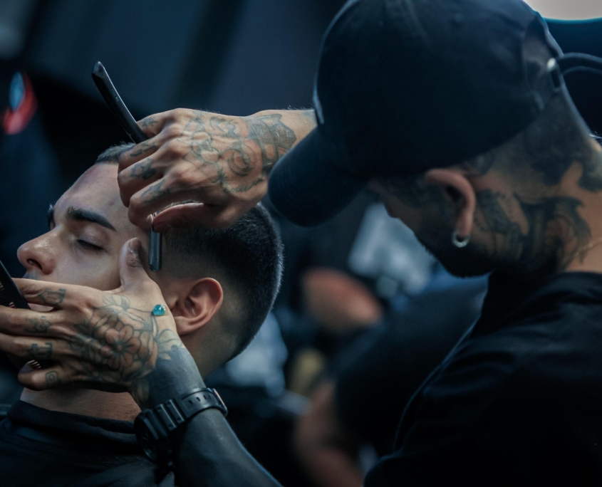 Barberos especializados en Barcelona | Why Not Barbershop